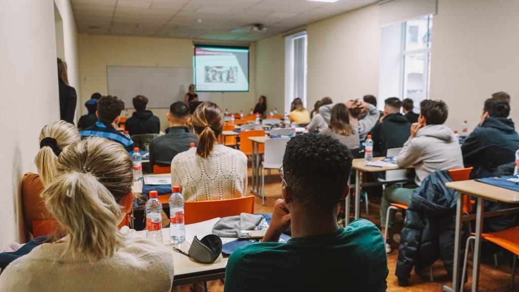 «RISEBA» University of Business, Arts and Technology - Publicatio...